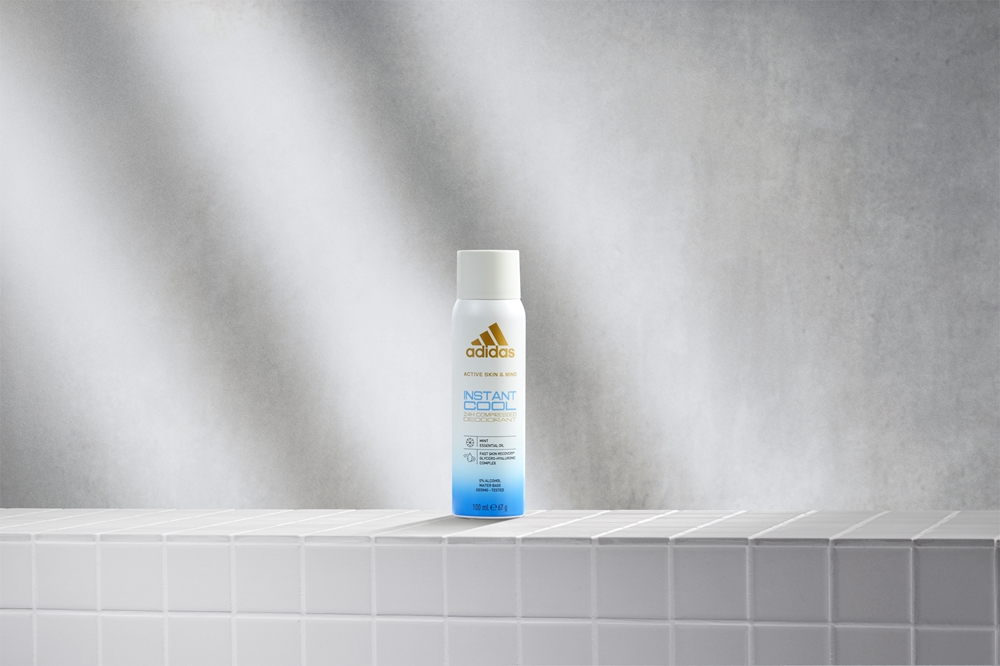 Adidas Instant Cool deodorant ve spreji 24h | notino.cz