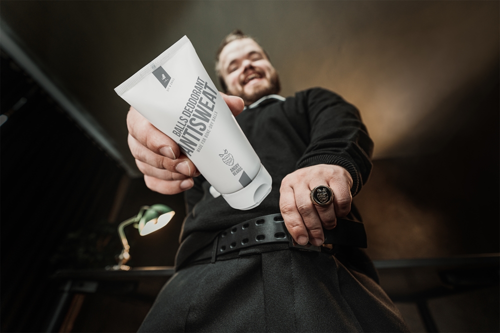 Angry Beards Sit&Chill Balls Deodorant Antisweat intimate deodorant for ...