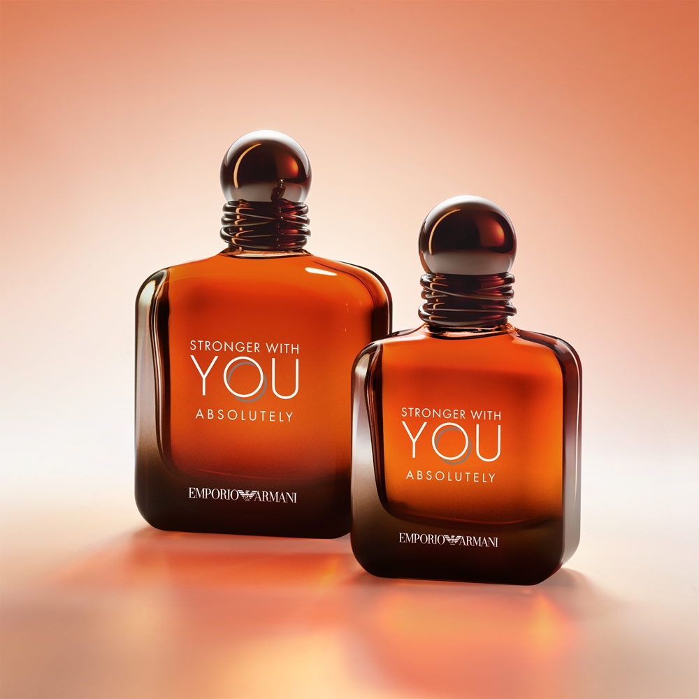 Armani Emporio Stronger With You Absolutely Parfum pour homme | notino.fr
