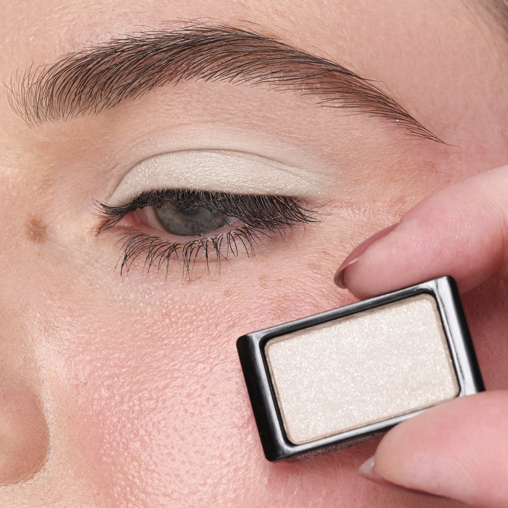ARTDECO Eyeshadow Glamour Powder Eye Shadows in Practical Magnetic Pots ...