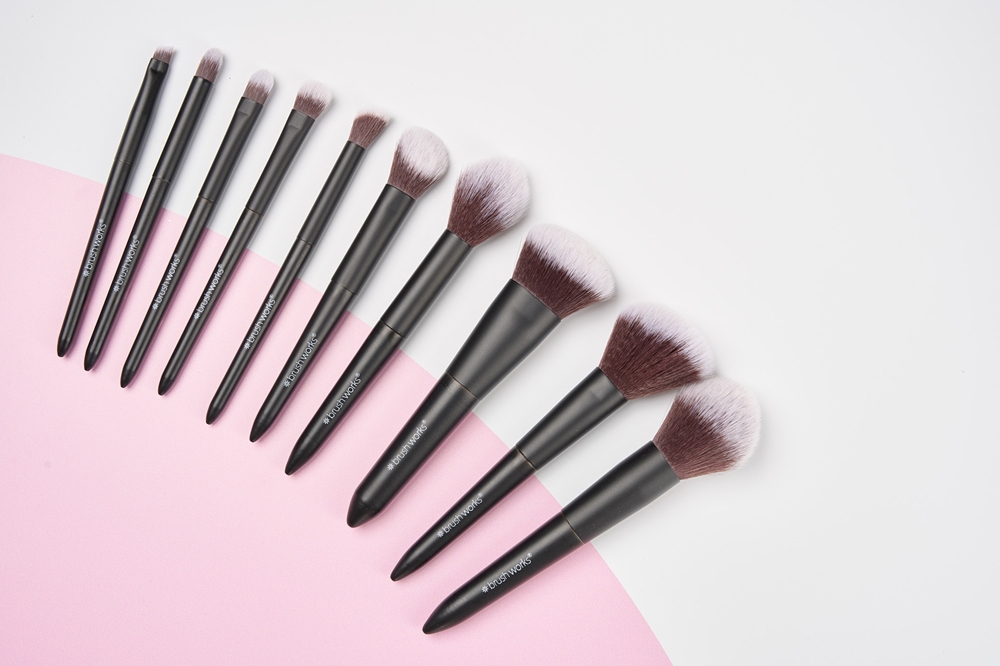 Brushworks Ultimate Mini Travel Brush Set | Livrare rapida! | Notino.ro