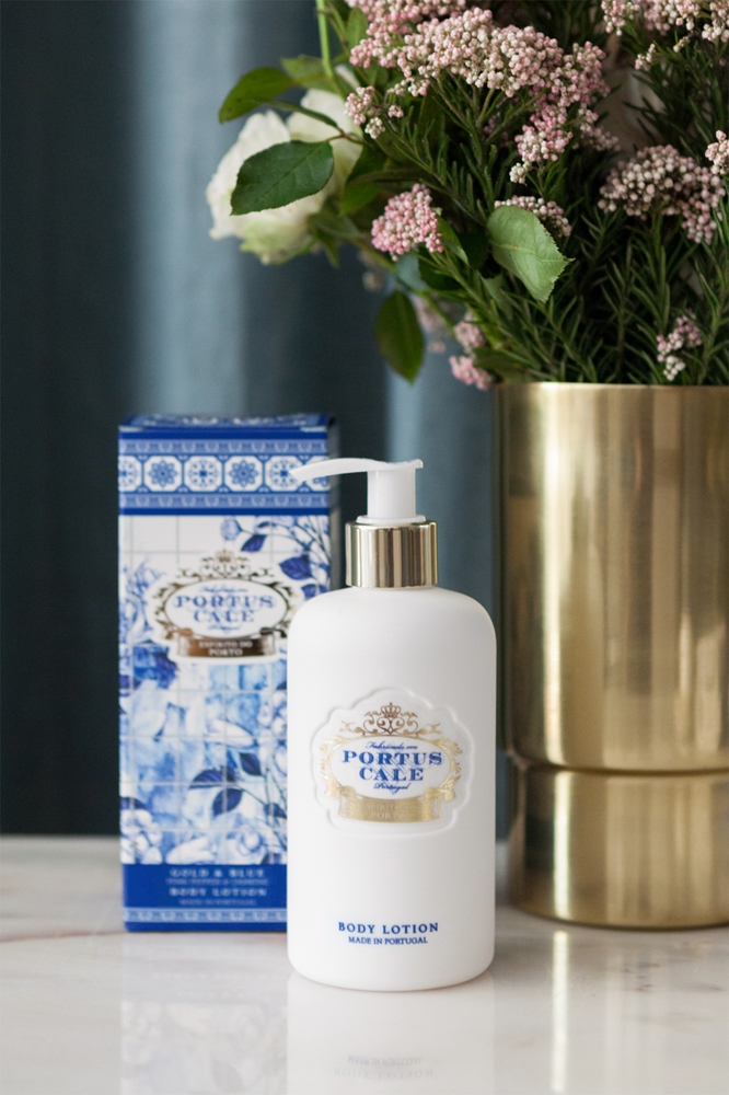 Castelbel Portus Cale Gold & Blue Hydrating Body Lotion | notino.ie