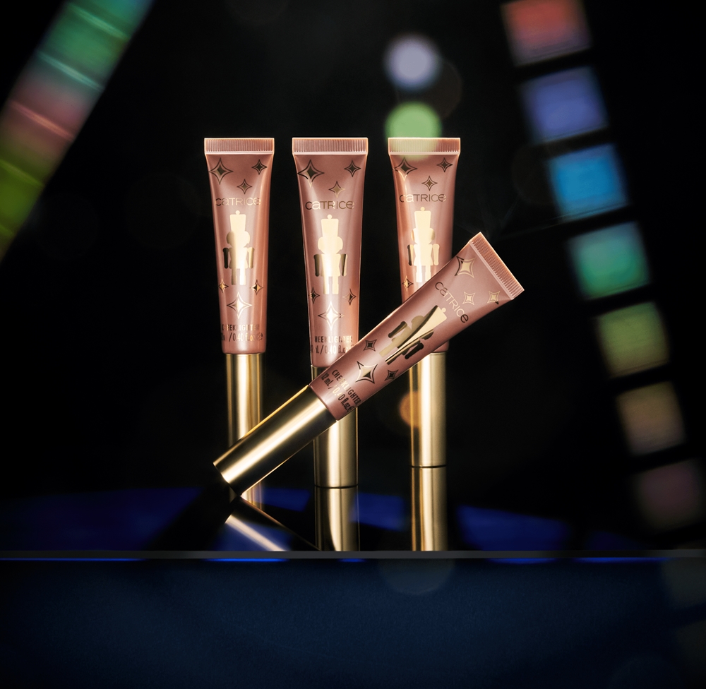 Catrice Magic Christmas Story enlumineur liquide pour un éclat lumineux ...