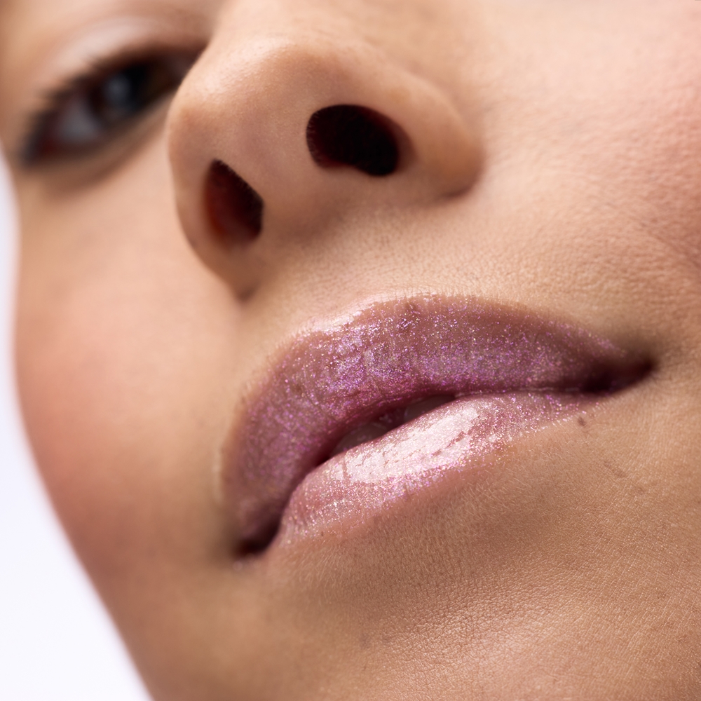 Catrice Diamond Glaze holographic effect lip gloss | notino.co.uk