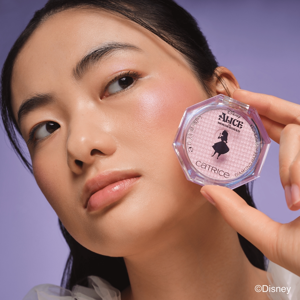 Catrice Disney Alice in Wonderland Professional Highlight Pressed ...