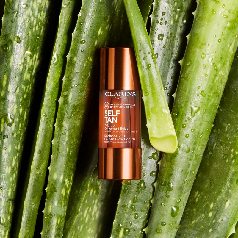 Clarins Self Tan Radiance-Plus Golden Glow Booster Self-Tanning Lotion ...