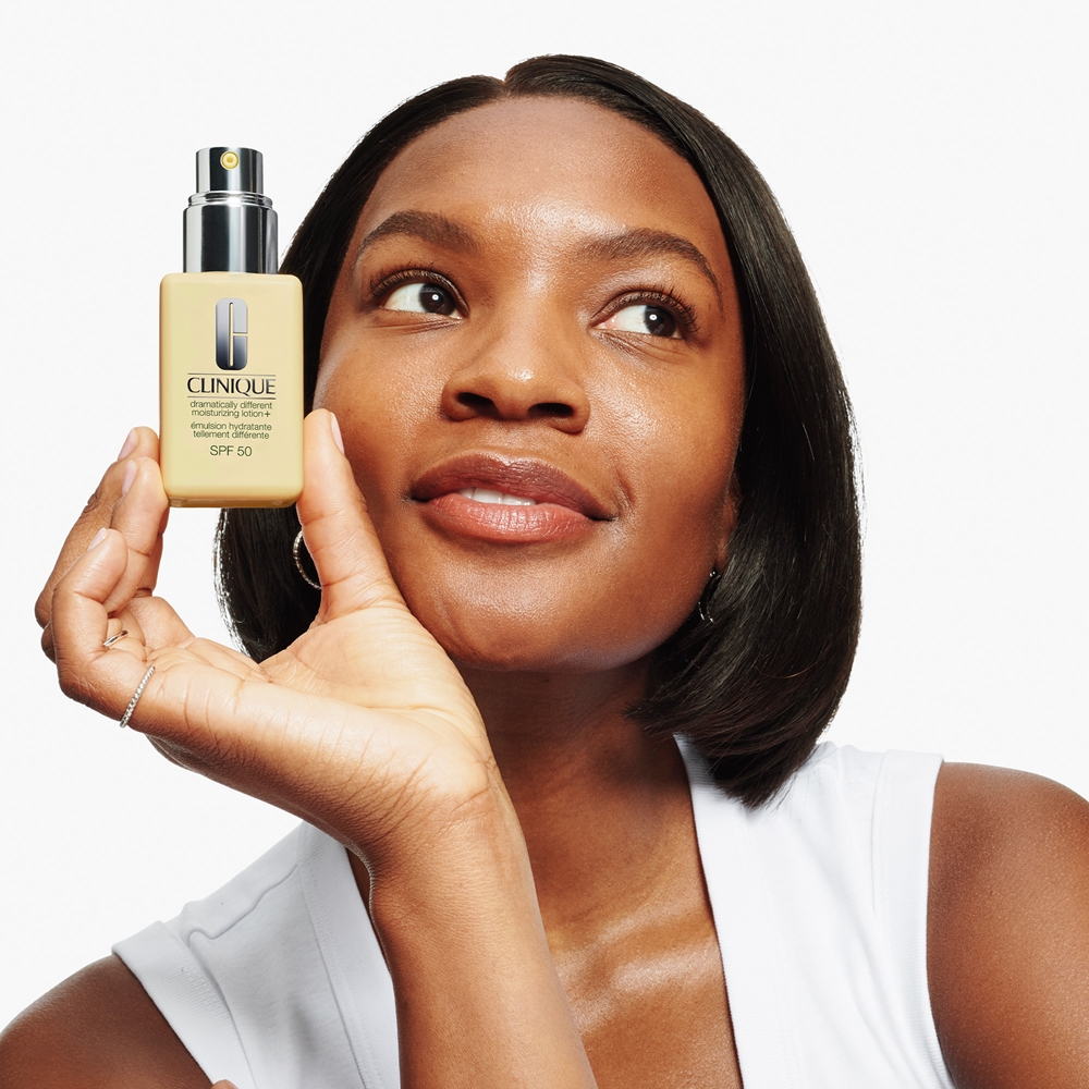 Clinique Dramatically Different™ Moisturizing Lotion SPF50 crème ...