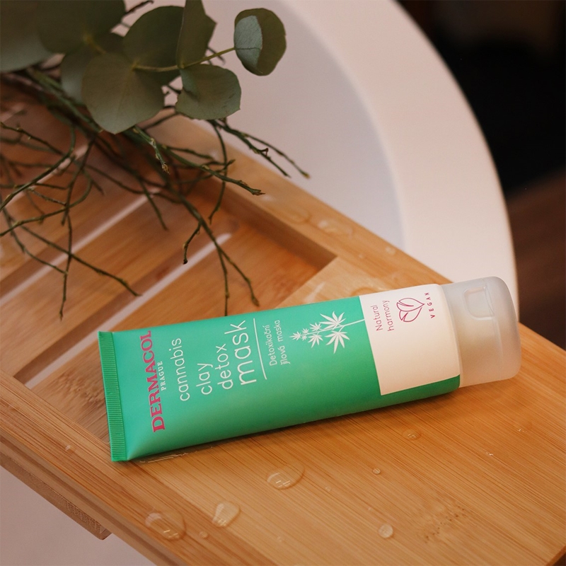 Dermacol Cannabis Detoxifying Mask with clay | notino.ie