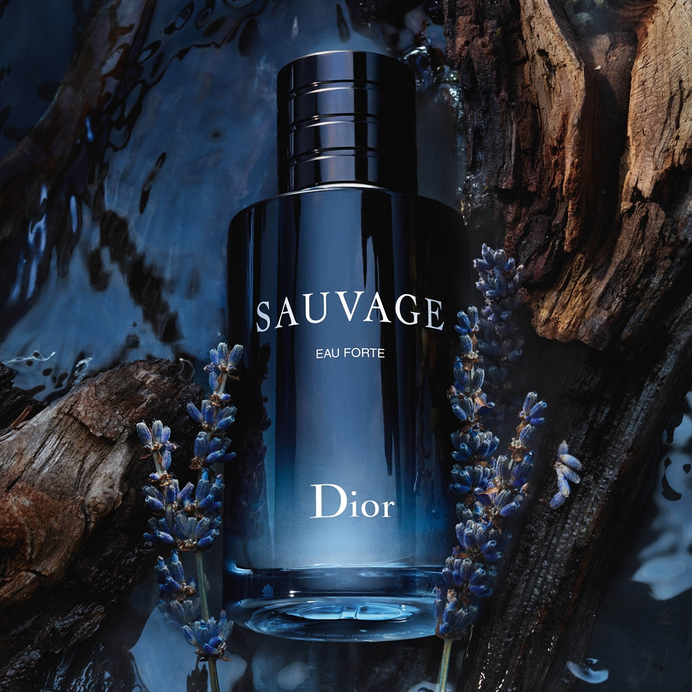 DIOR Sauvage Eau Forte perfume without alcohol for men | notino.co.uk