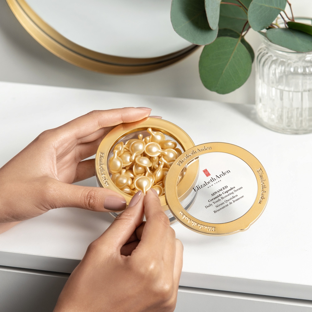 Elizabeth Arden Advanced Ceramide hydratační a vyživující sérum v ...