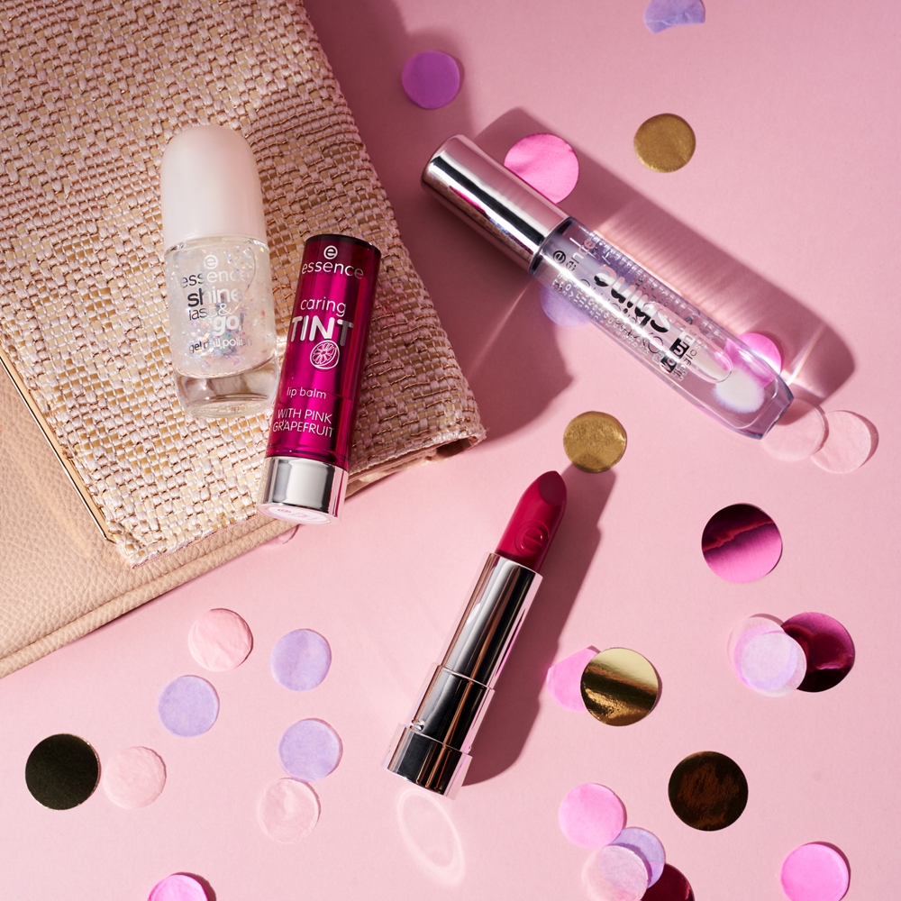 essence Extreme Shine plumping lip gloss | notino.co.uk