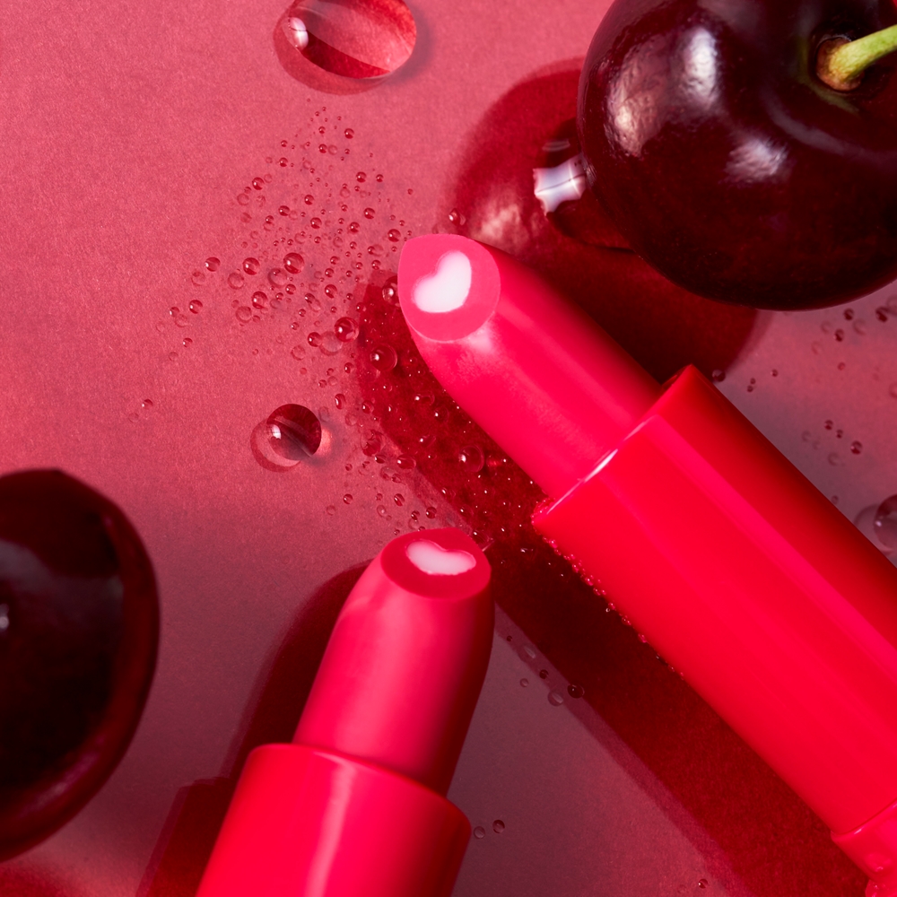 essence HEART CORE lip balm | notino.co.uk