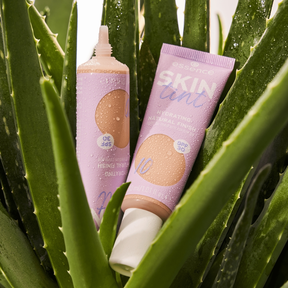 essence SKIN tint fond de teint léger hydratant SPF 30 | notino.fr