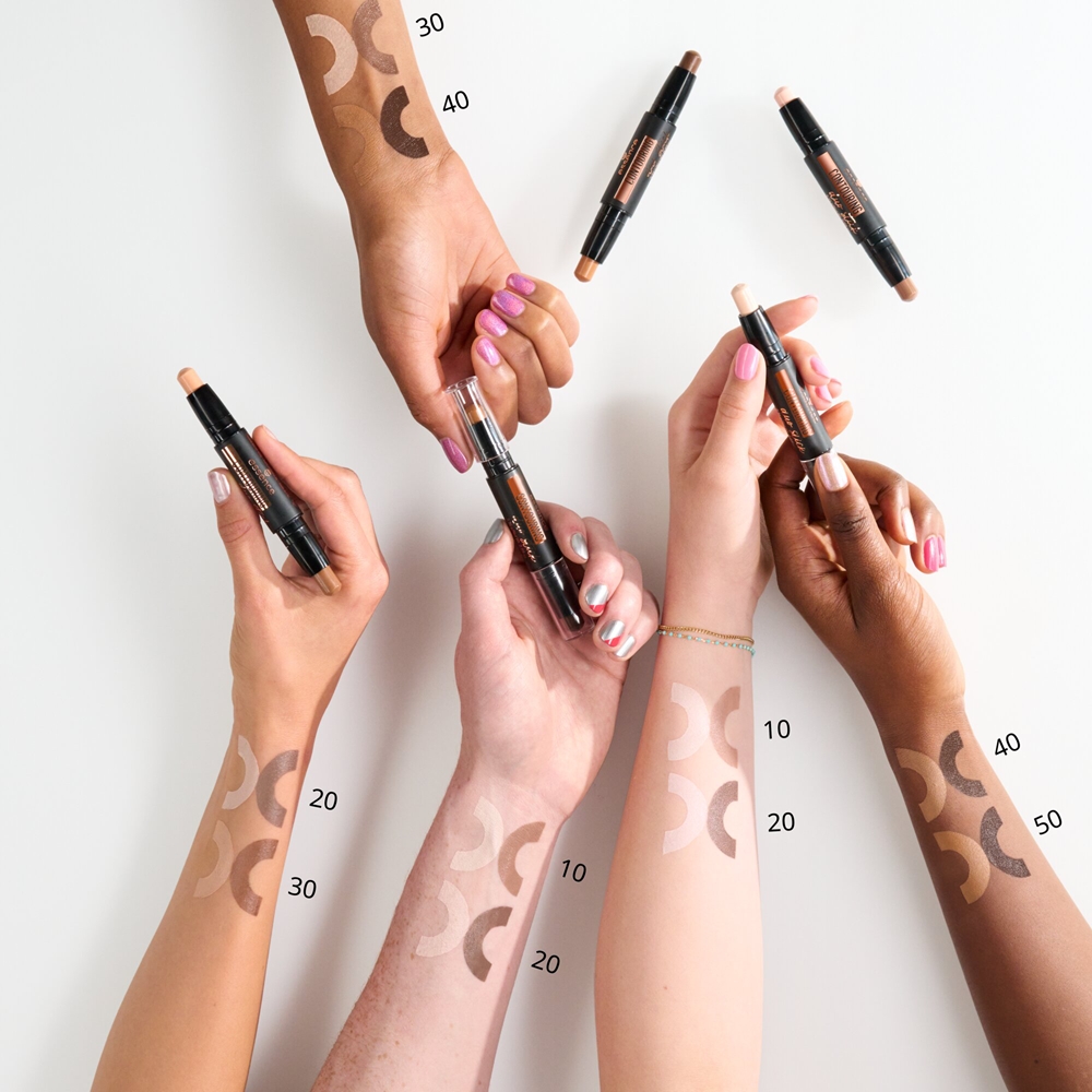 essence CONTOURING Duo Stick Two-Tone Contouring Stick | notino.ie