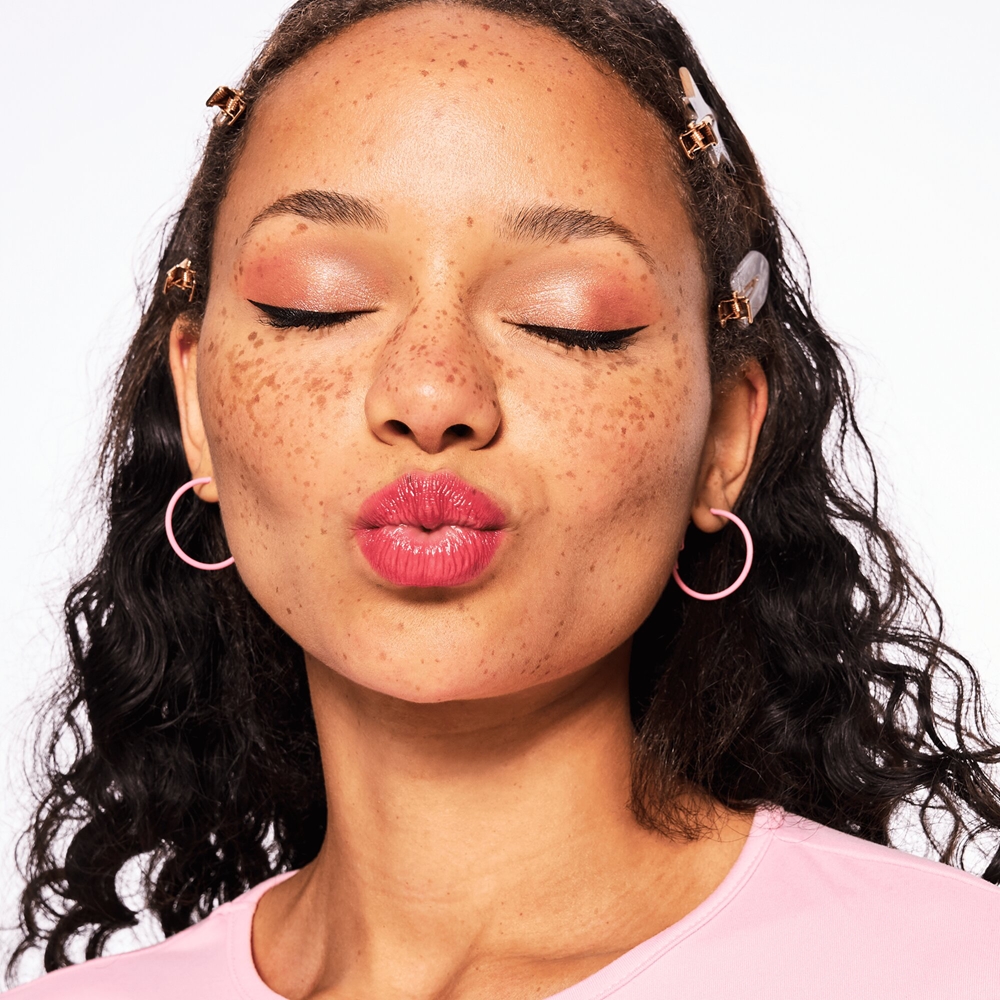 essence Juicy Bomb bálsamo labial | notino.pt