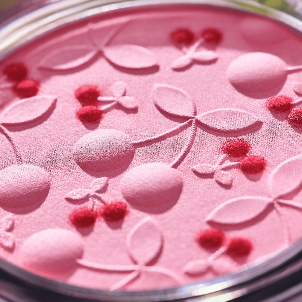 essence SO CHERRY happy Illuminating Blush | notino.ie
