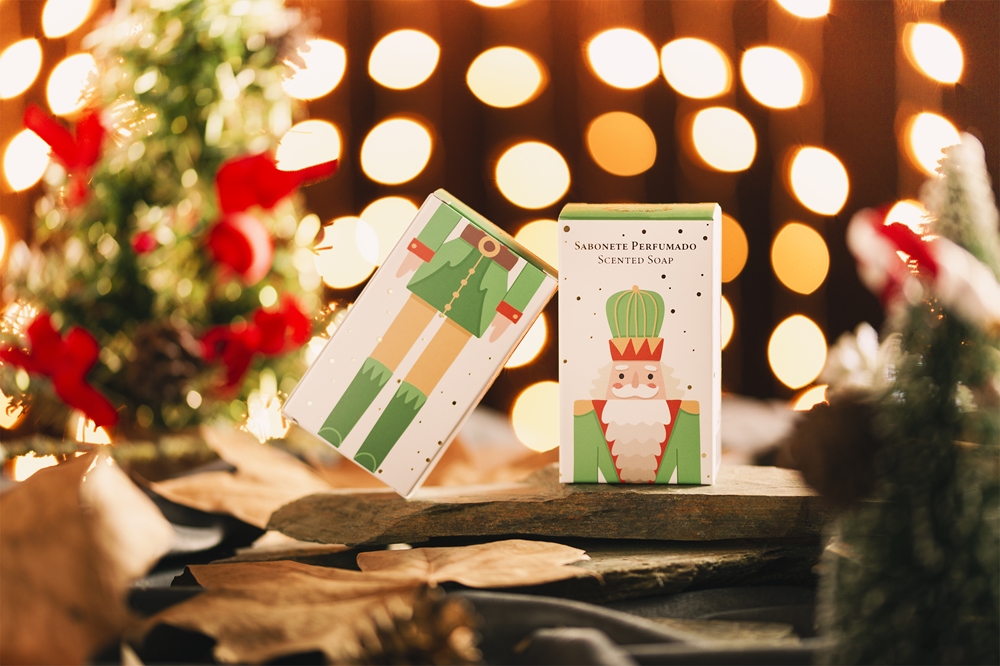 Essencias de Portugal + Saudade Christmas Green Nutcracker Tvålbit ...