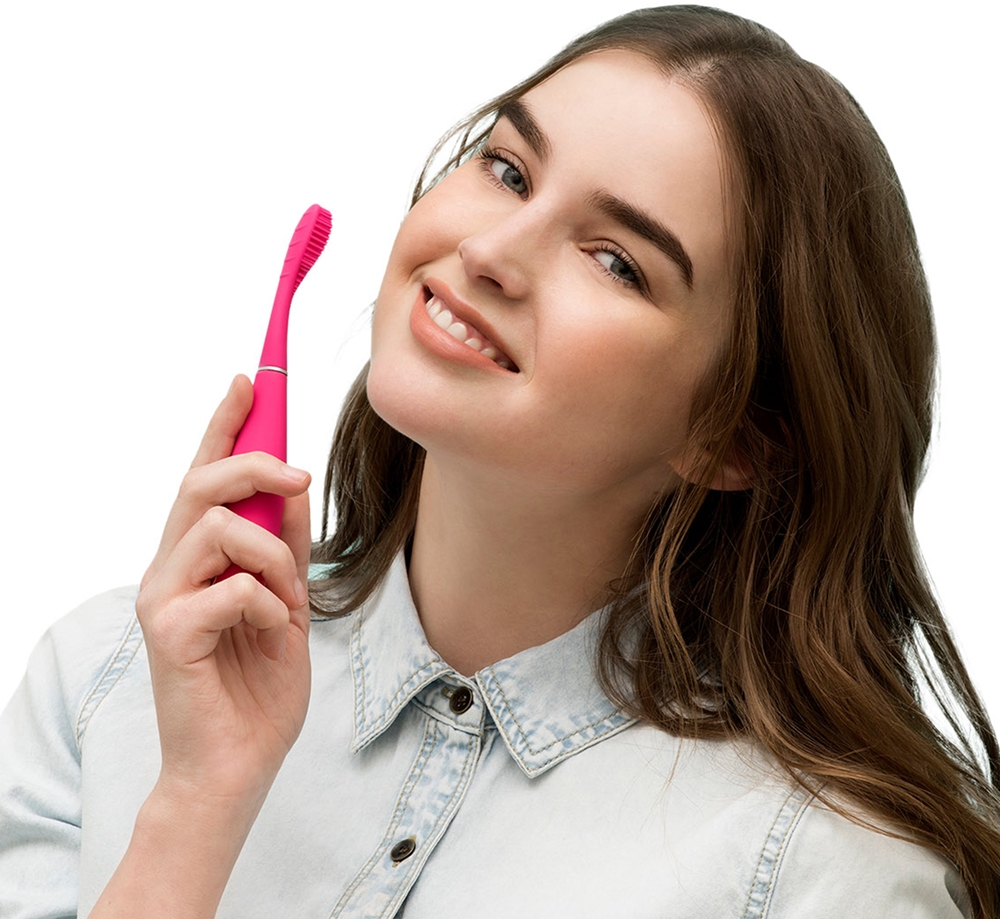 FOREO ISSA™ 2 Mini Sensitive Silicone Sonic Toothbrush | notino.ie