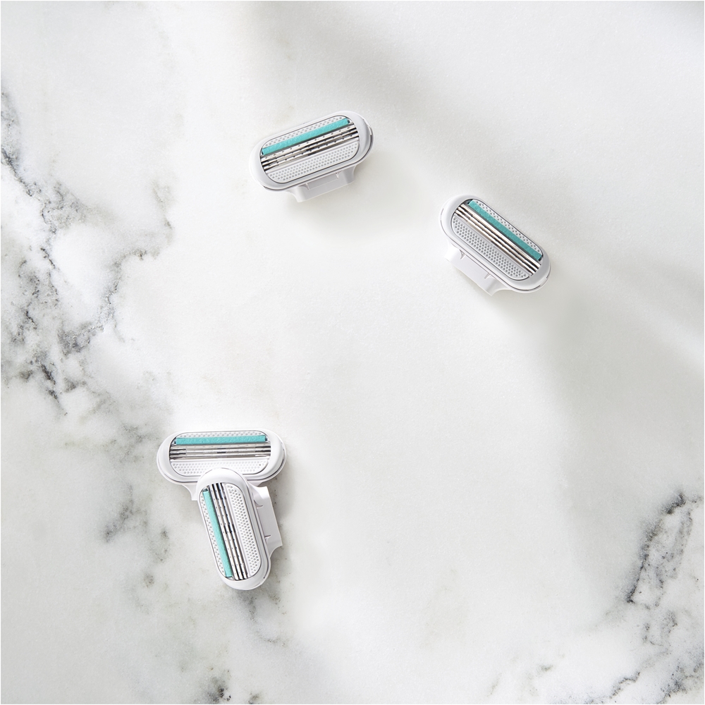 Gillette Venus Smooth Sensitive Spare Heads | notino.ie