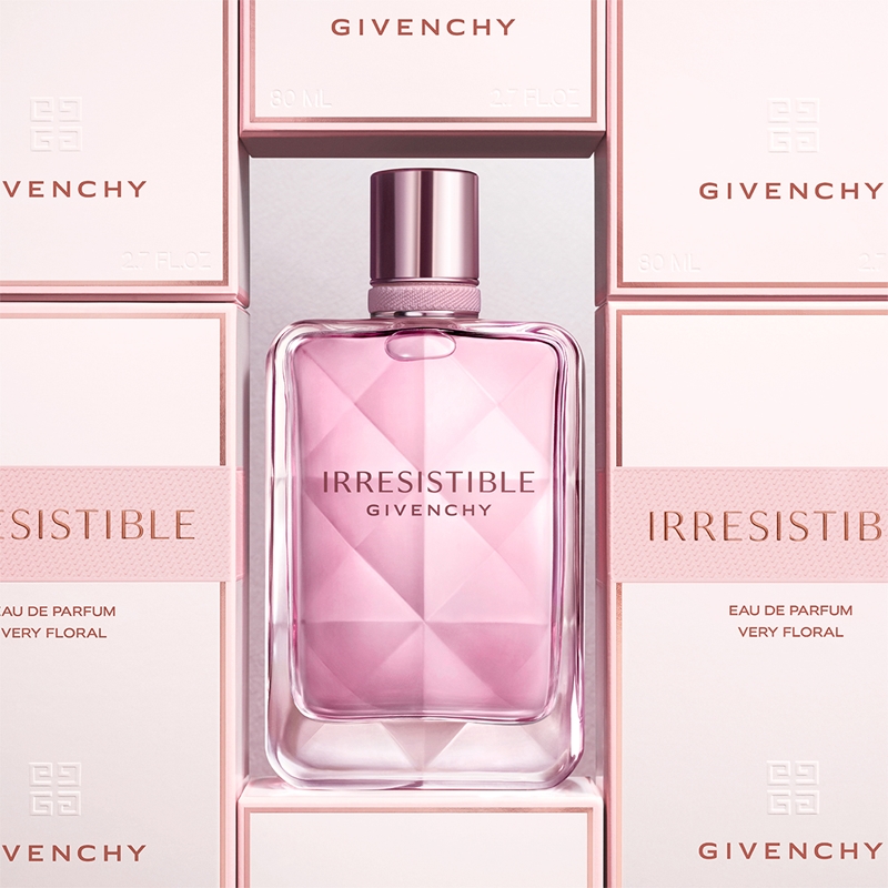 GIVENCHY Irresistible Very Floral Eau de Parfum da donna | notino.it