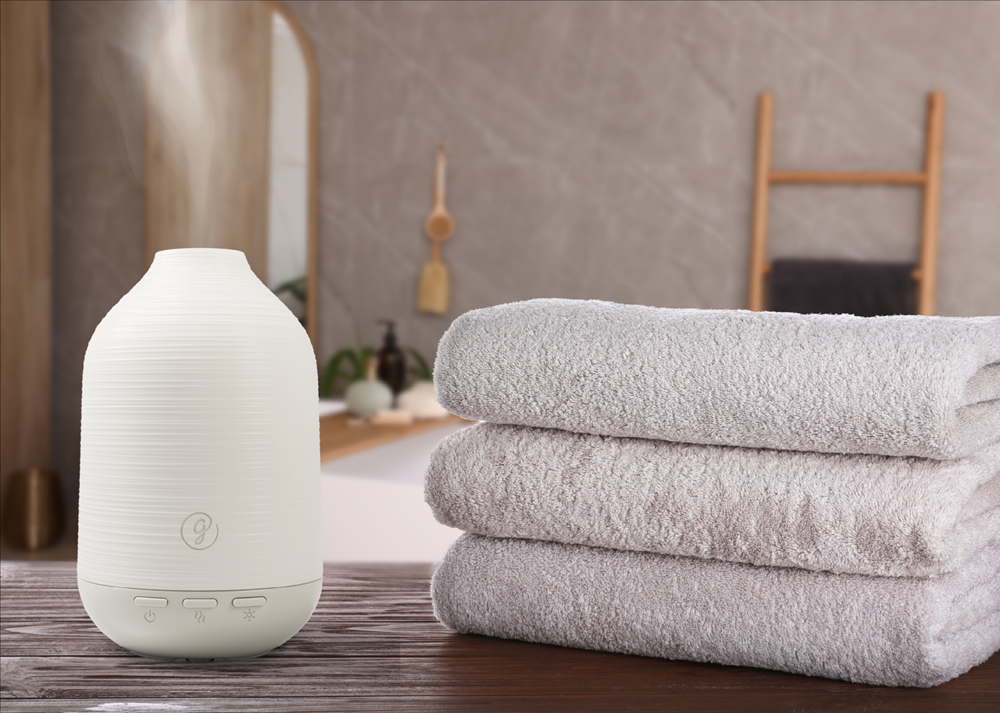GLADE Aromatherapy Moment of Zen aroma diffuser with filling | notino.ie
