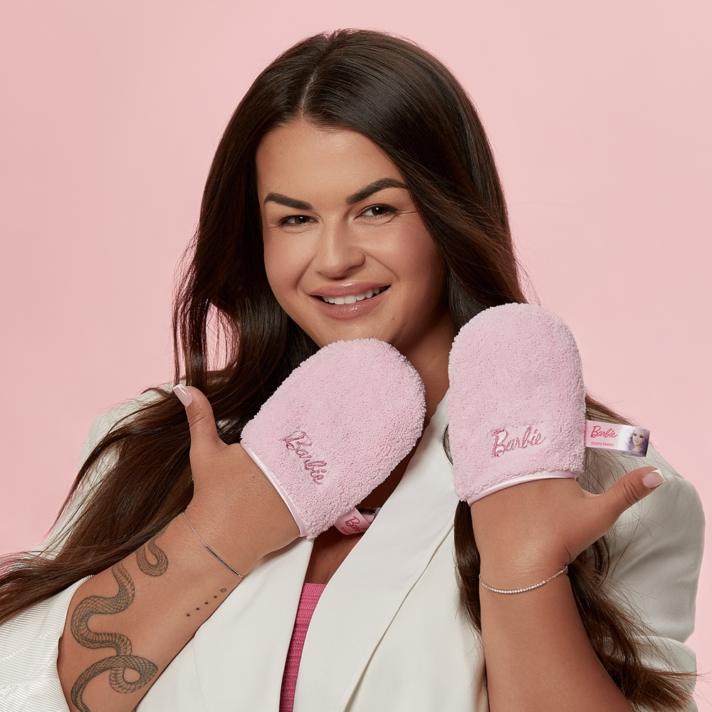 GLOV Barbie Water-only Cleansing Mitt makeup remover glove