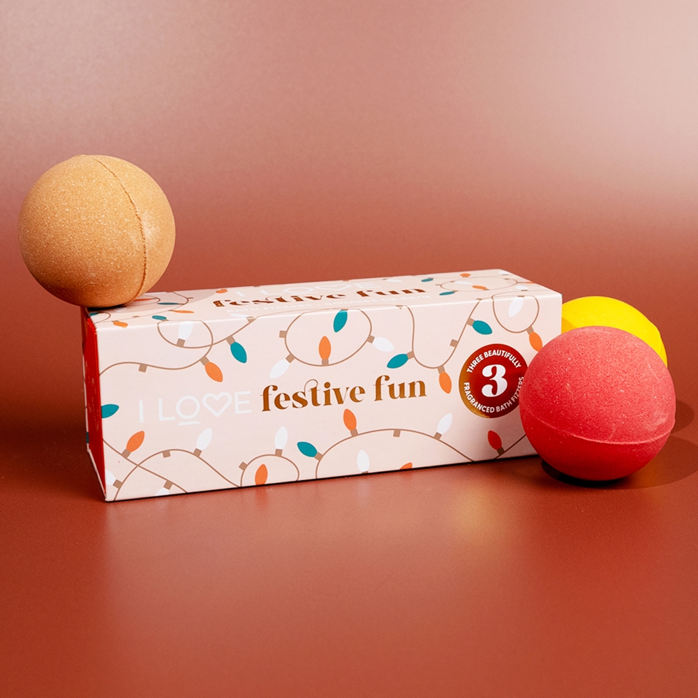 I love... Special Moments Festive Fun bath bomb | notino.co.uk