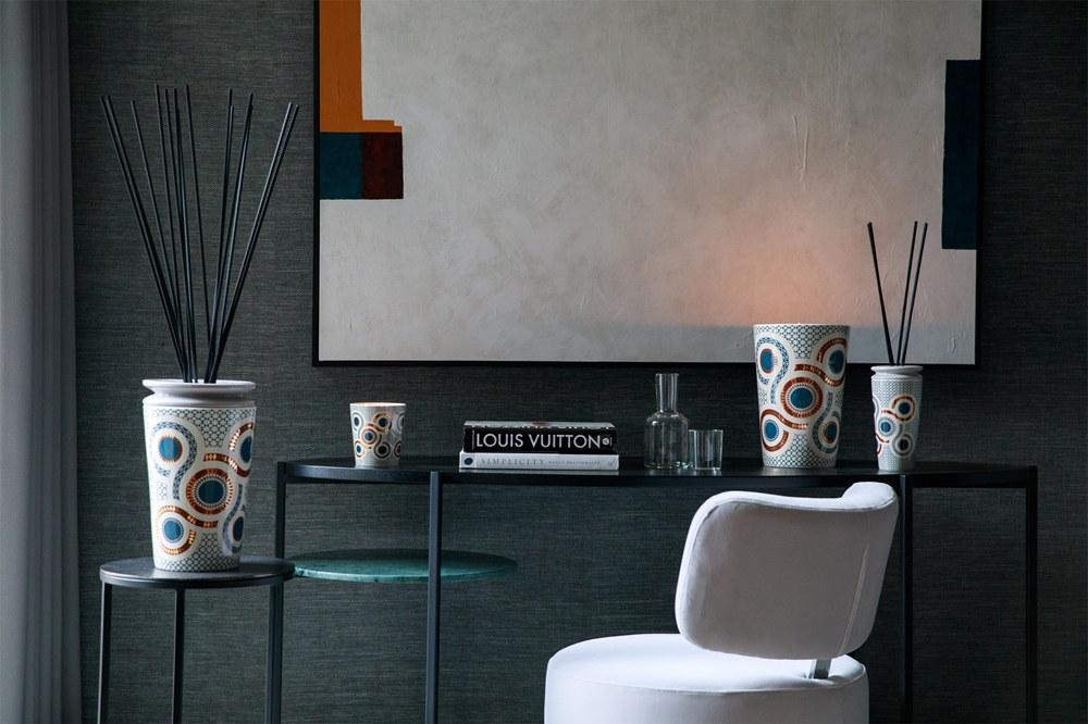 ILUM Luxury Basilica aroma diffuser with filling | notino.ie