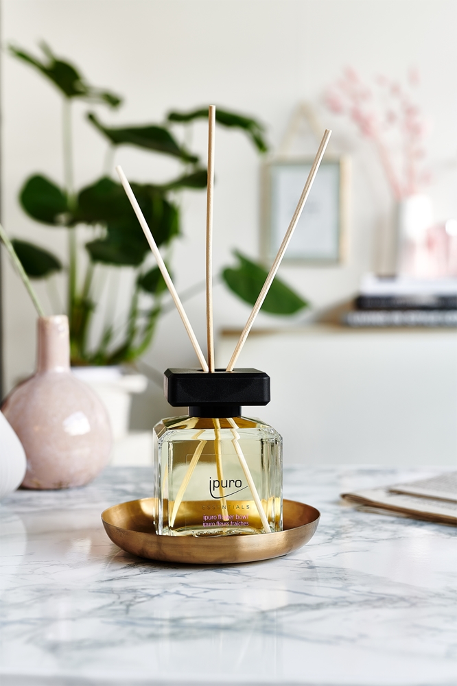 ipuro Essentials Flower Bowl aroma diffuser with refill | notino.co.uk