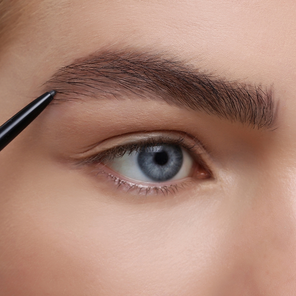 LAMEL Insta Brow Eyebrow Pencil with brush | notino.ie