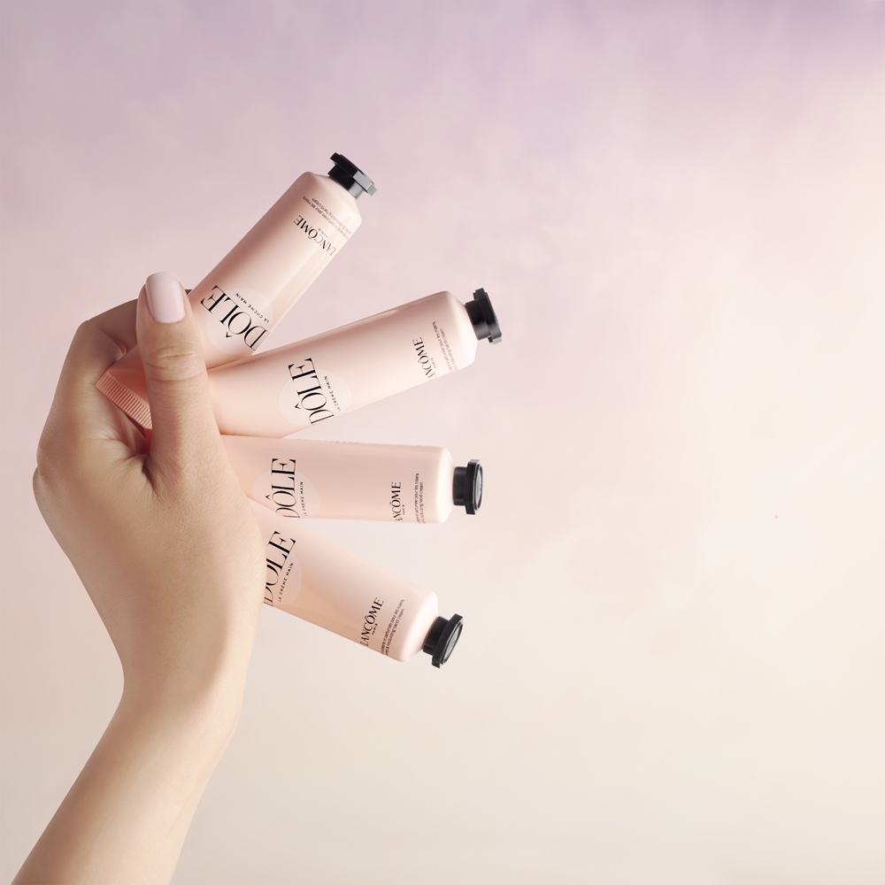 Lancôme Idôle Moisturising Hand Cream with fragrance | notino.ie