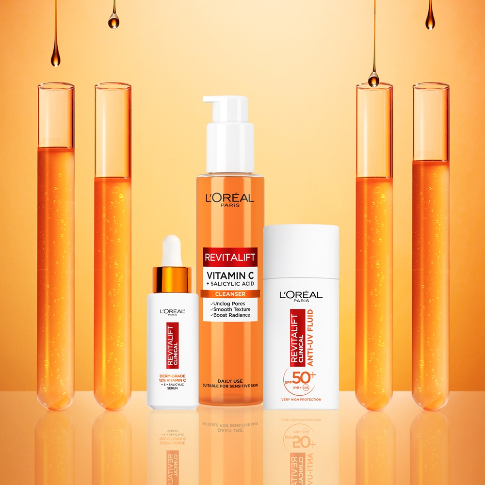 L’Oréal Paris Revitalift Clinical espuma limpiadora para el rostro | notino.es