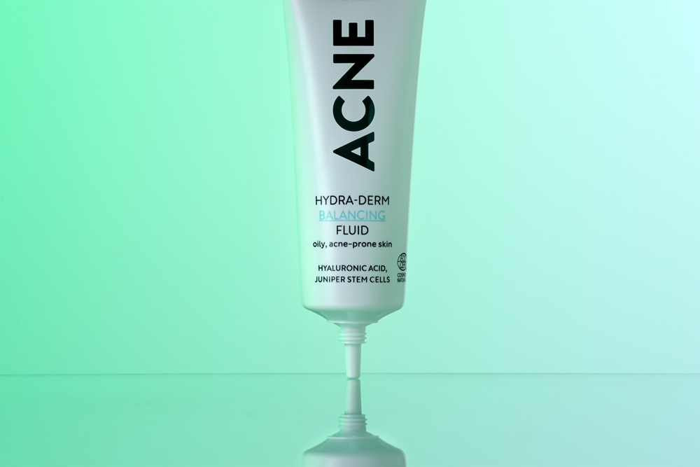 MÁDARA Acne hydratisierendes Fluid für das Gesicht | notino.at