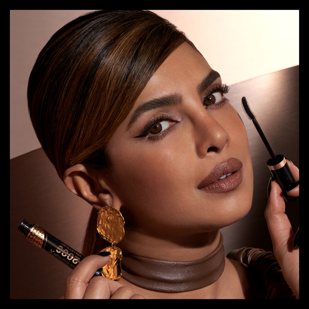 Max Factor 2000 Calorie Pro Stylist řasenka pro objem a natočení řas ...