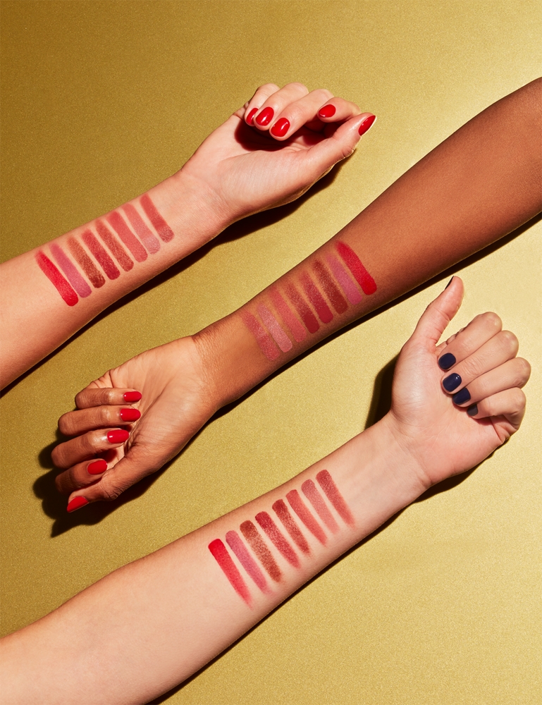 Max Factor Lipfinity Lip Colour long-lasting lipstick with balm ...