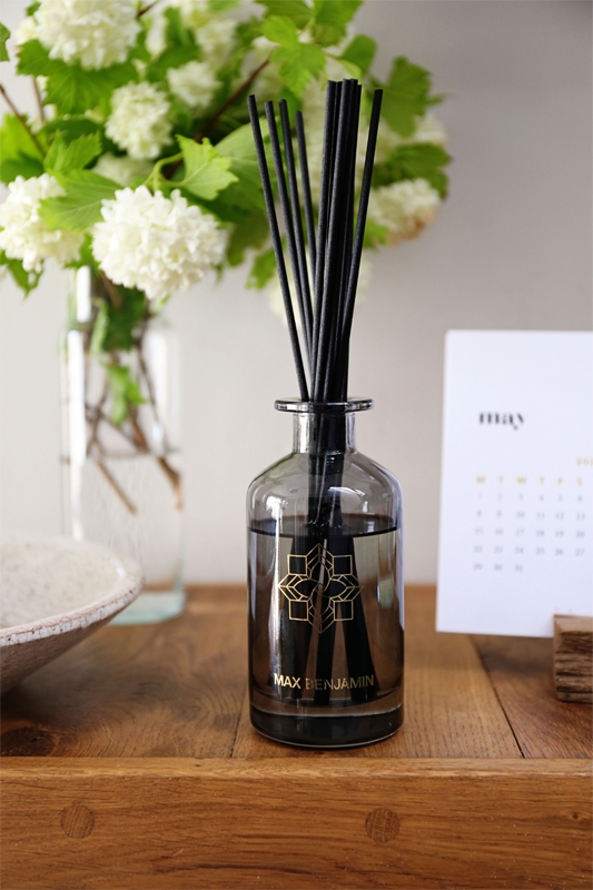 MAX Benjamin Irish Leather & Oud aroma diffuser | notino.ie