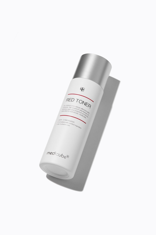 medicube Red Toner Moisturizing Toner to even out skin tone | notino.ie