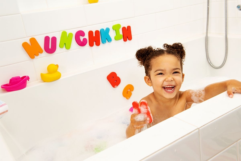 Munchkin Bath Learn Letters & Numbers παιχνίδι νερού | notino.gr