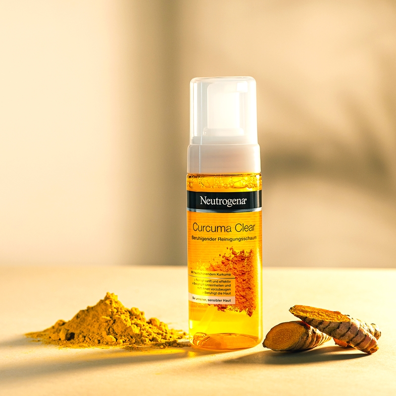 Neutrogena Curcuma Clear Dermo Soothing Deep Cleansing Foam | notino.ie