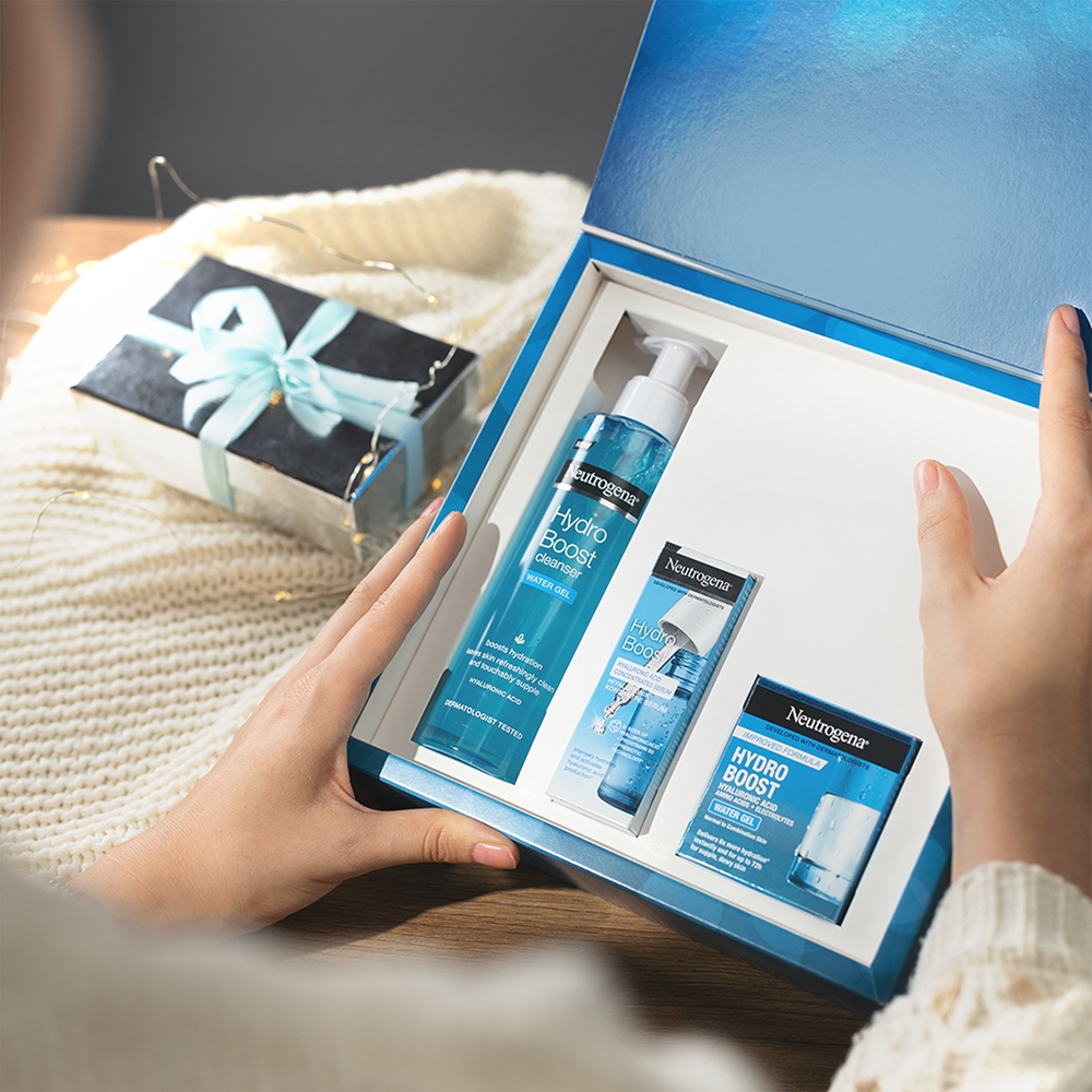 Neutrogena Hydro Boost® Face gift set (for intensive hydration ...