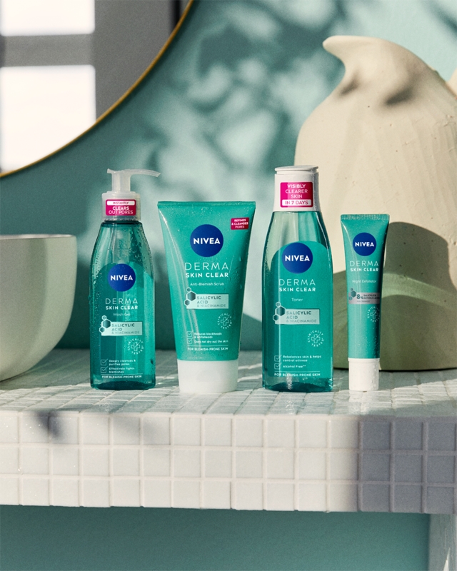 Nivea Derma Skin Clear gel facial cleanser | notino.co.uk