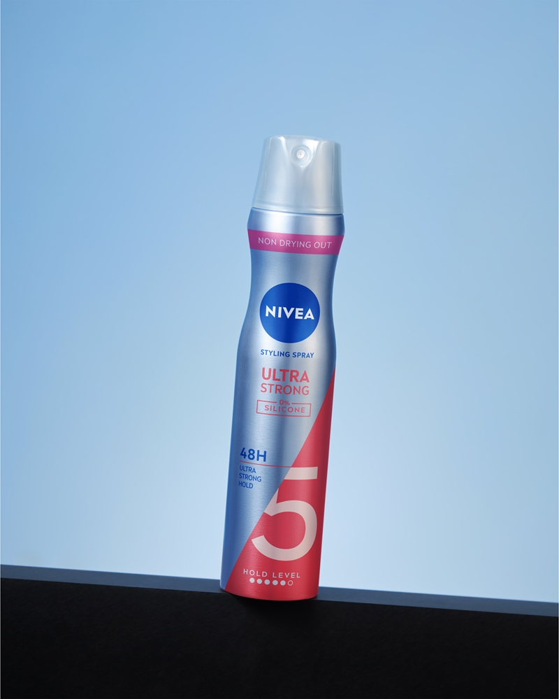 NIVEA Ultra Strong lak za lase z ekstra močnim utrjevanjem brez ...