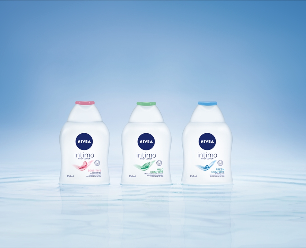 NIVEA Intimo Sensitive Feminine Wash Emulsion economy pack | notino.ie