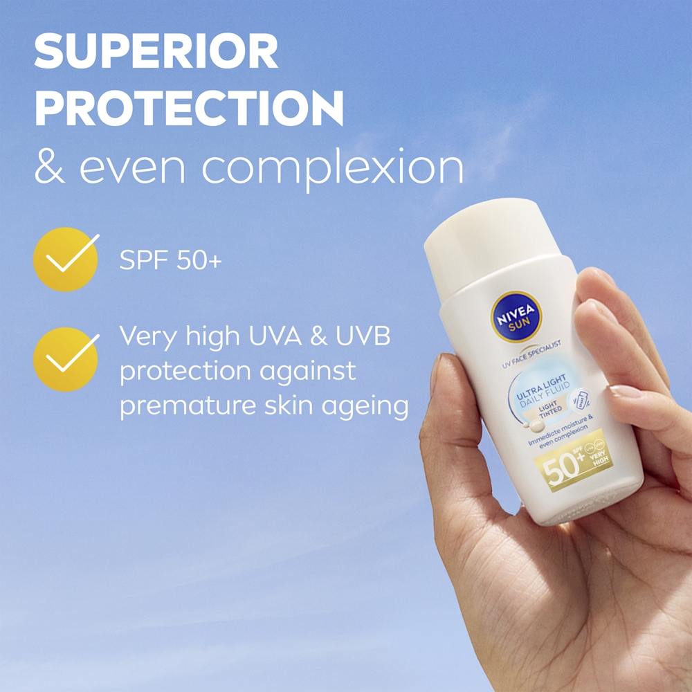 NIVEA SUN Ultra Light leichtes getöntes Fluid SPF 50+ | notino.at