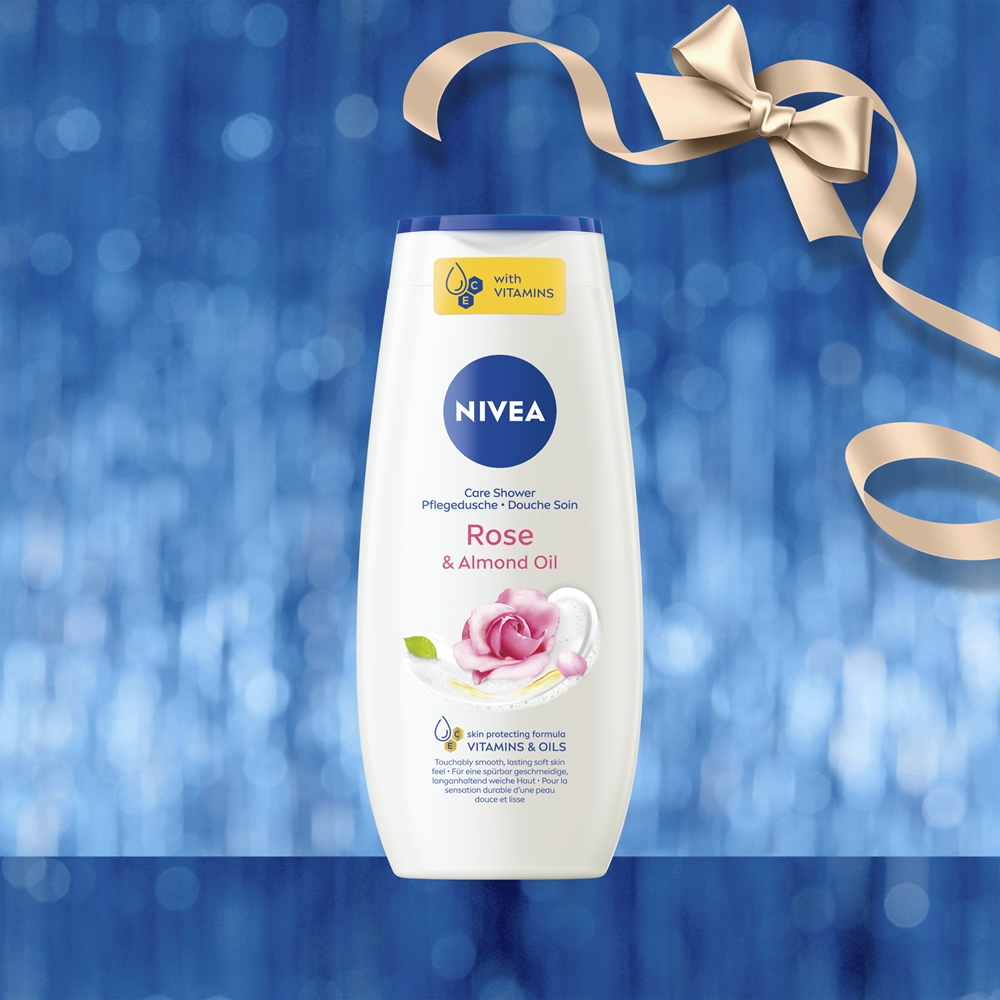 NIVEA Rose Touch zestaw upominkowy odżywienie i nawilżenie