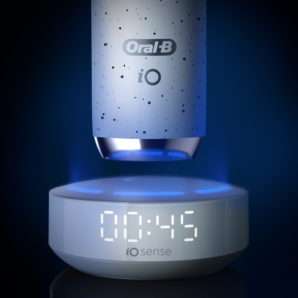 Oral B iO10 electric toothbrush | notino.co.uk