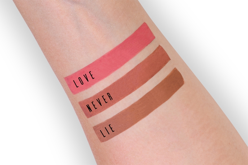 Pierre René Glory by Jędrzej Urbański Lip Matic молив-контур за устни ...