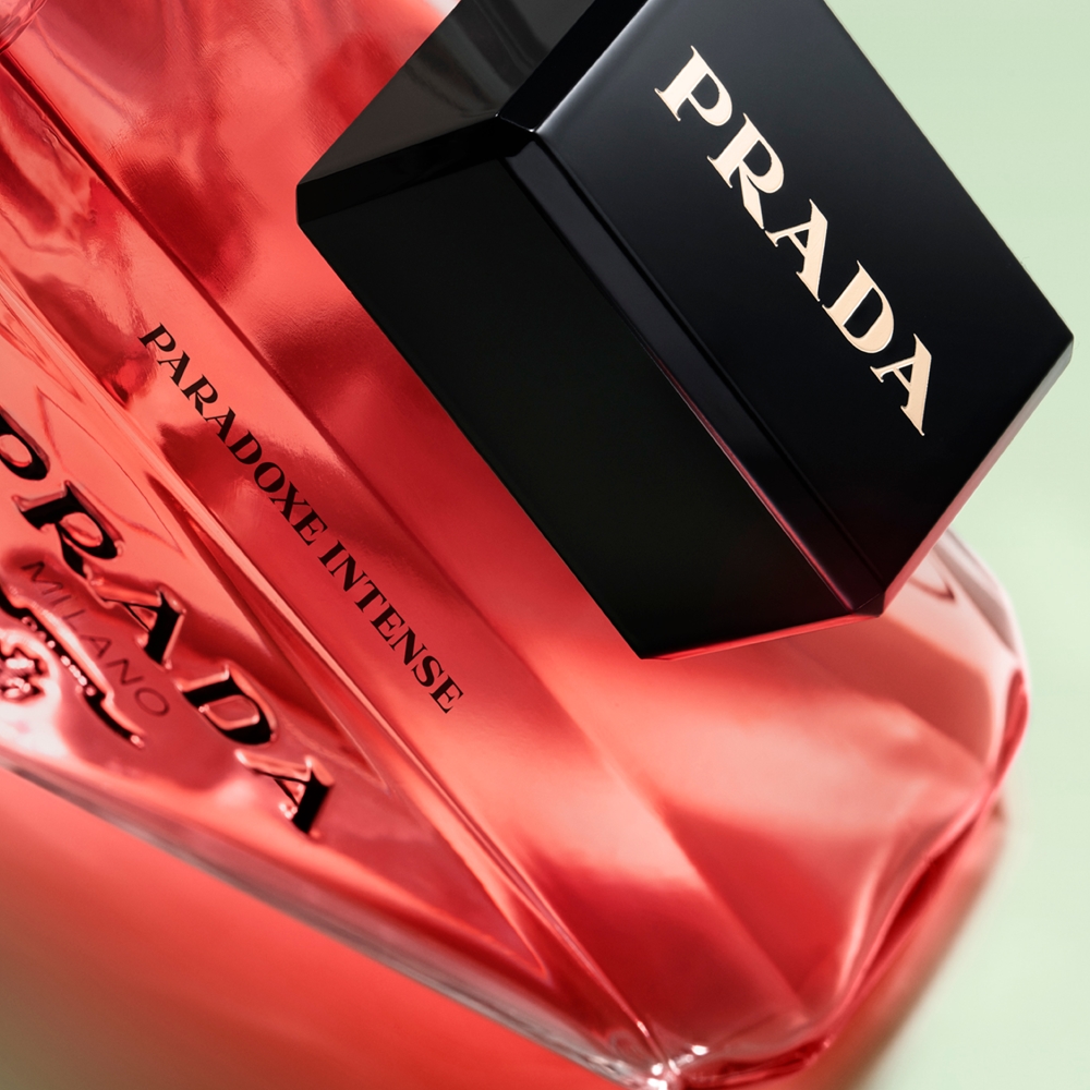 Prada Paradoxe Intense Eau de Parfum ricaricabile da donna | notino.it