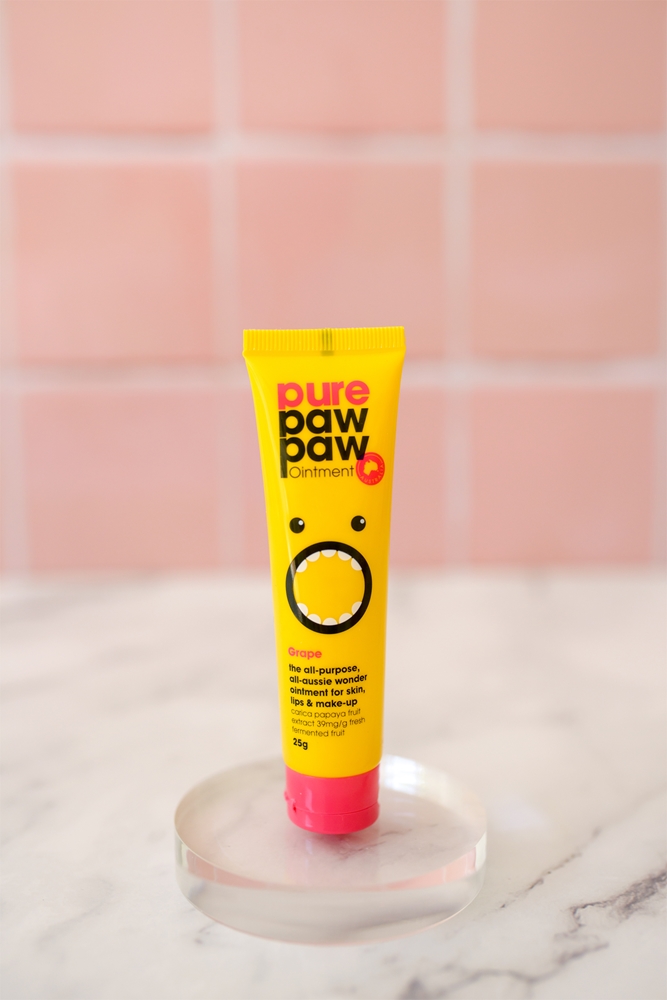 Pure Paw Paw Grape moisturising balm for lips and dry areas | notino.co.uk