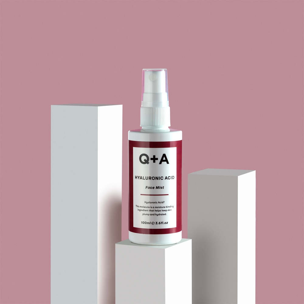 Q+A Hyaluronic Acid spray refrescante para rosto | notino.pt